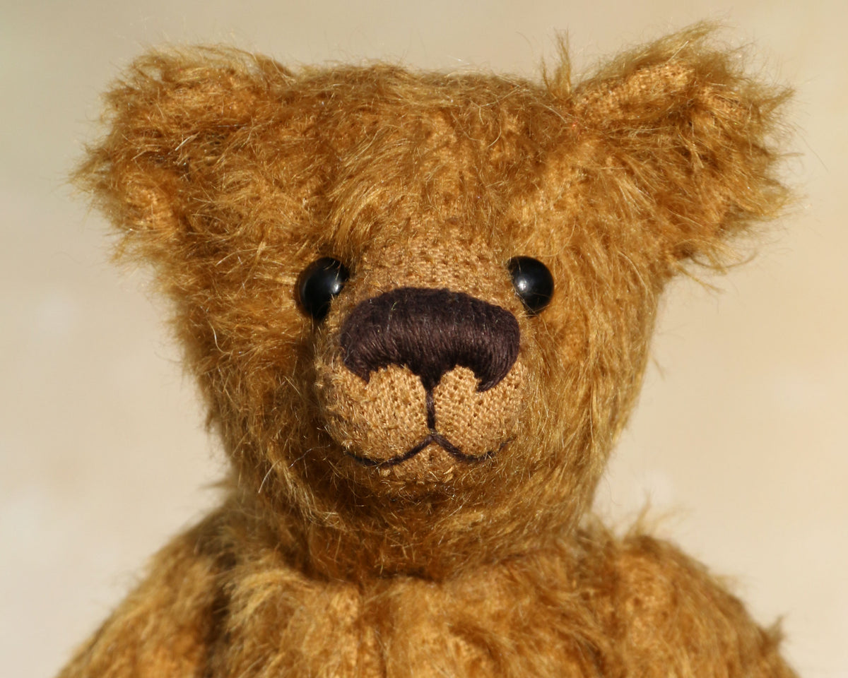 Homer a traditional mohair artist teddy bear by Barbara Ann Bears