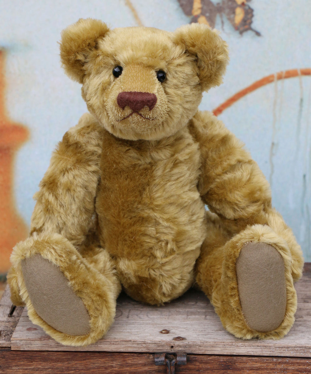 Pendleton is a sweet, traditional mohair artist teddy bear by Barbara ...